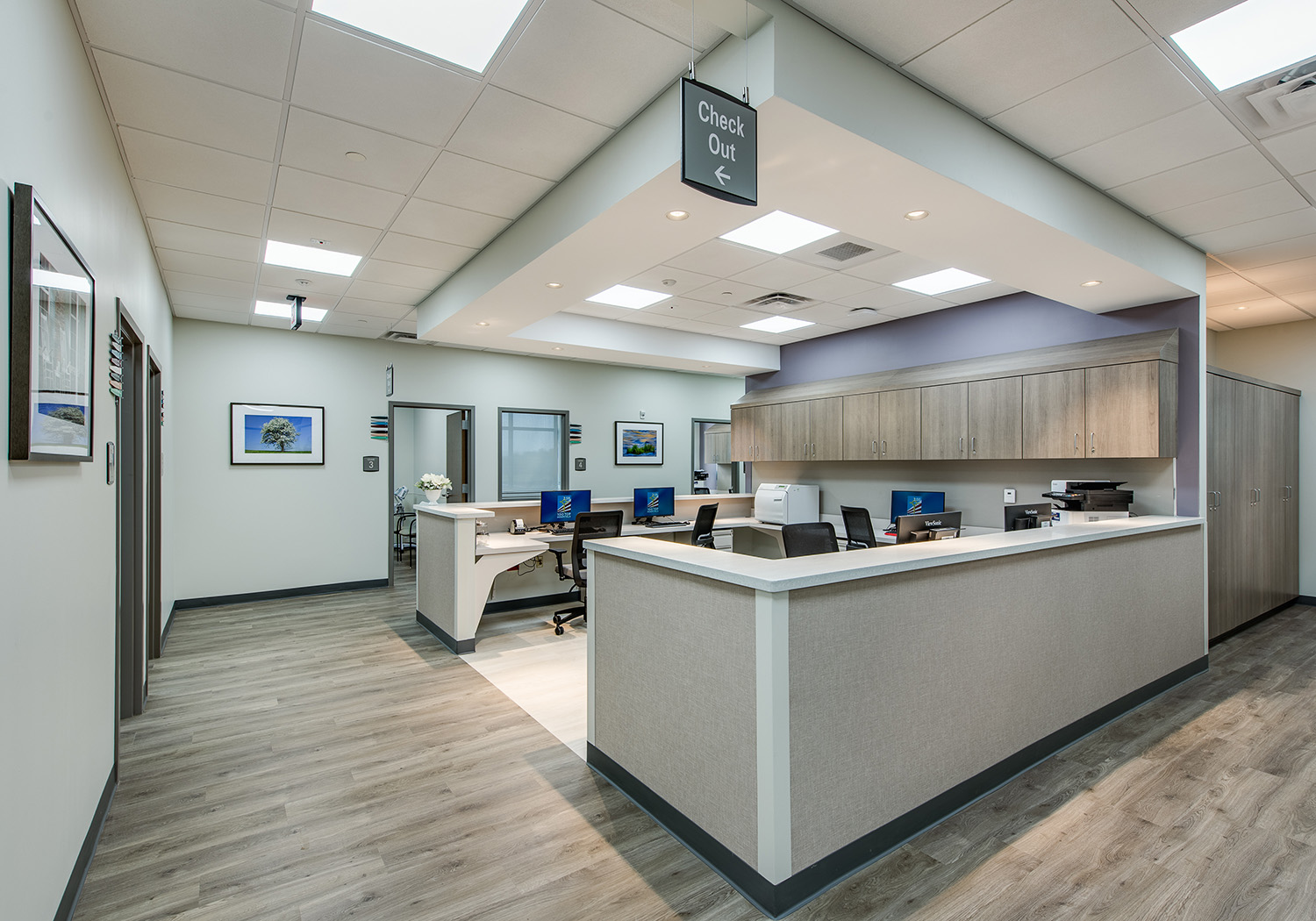 SLUHN Leesport - Nurses Station - The Norwood Company