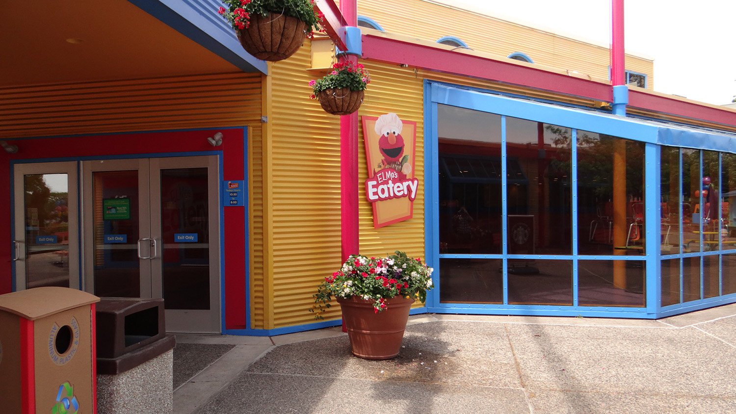 Sesame Place 4 - Elmo's Eatery - The Norwood Company