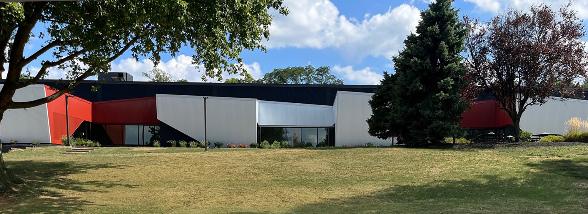 400 Devon Park Drive - The Norwood Company